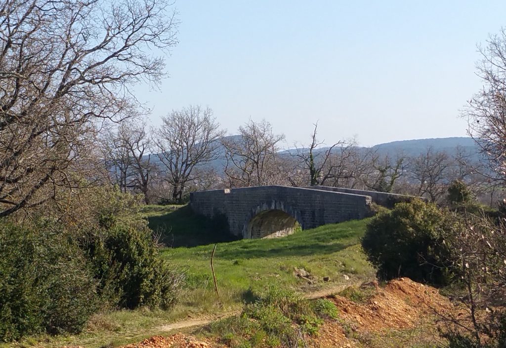 La Passerelle – Les Plans (Gard)